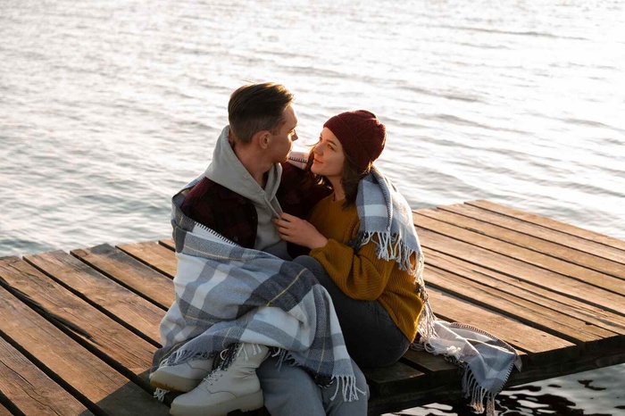 Massachusetts Dating Site – Meet Singles with LargeFriends